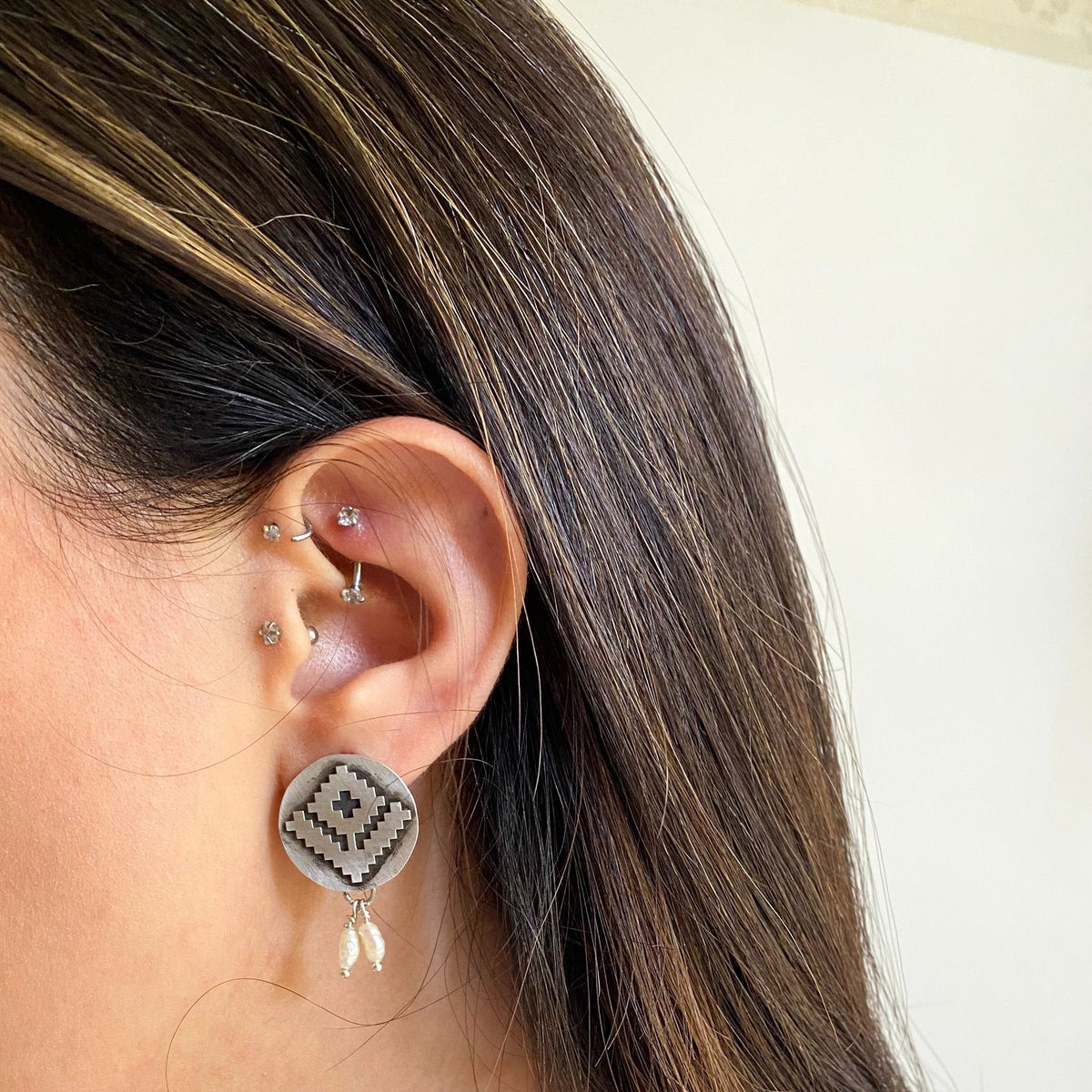 Silver Earrings – Diyar Concept Store